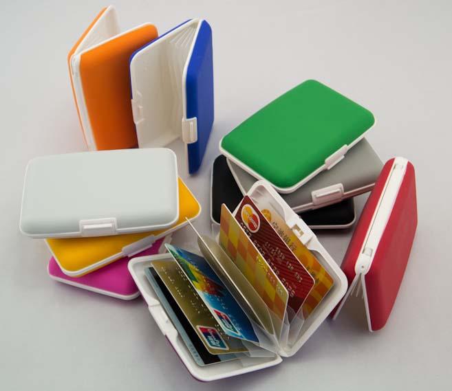 Silicone Credit Card Case | yagifts